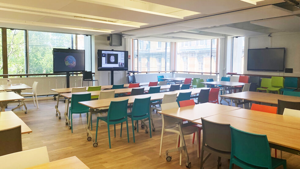 Car-T : une nouvelle salle de cours au sein de la Faculté | Faculté de ...